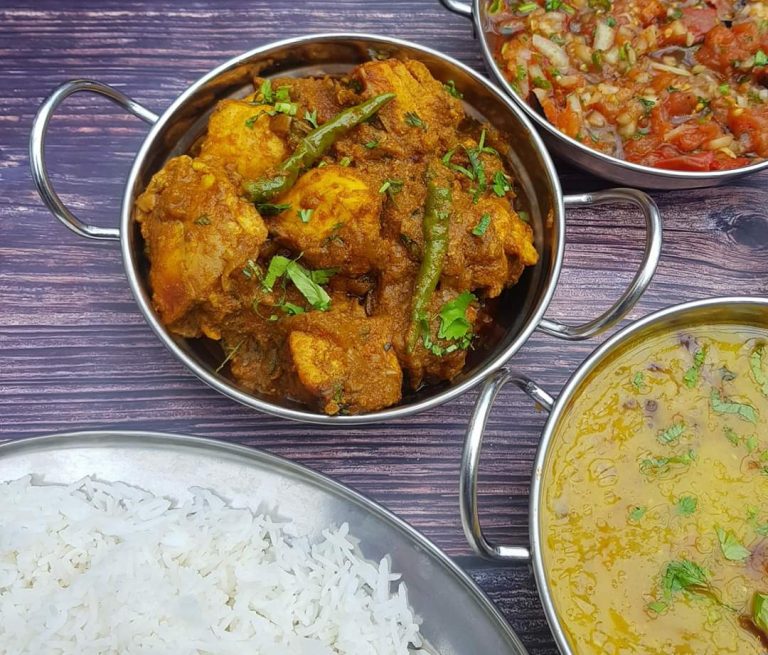 Chicken Bhuna – Salma's Recipes – Step by Step Recipes